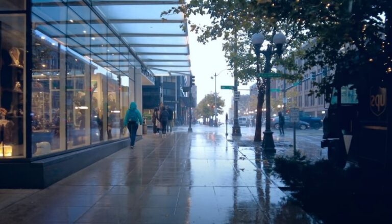 Does it Always Rain in Seattle? - Singing in the Drizzle - City Living ...